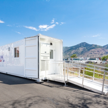 Containerized Bio-Containment System – HHI